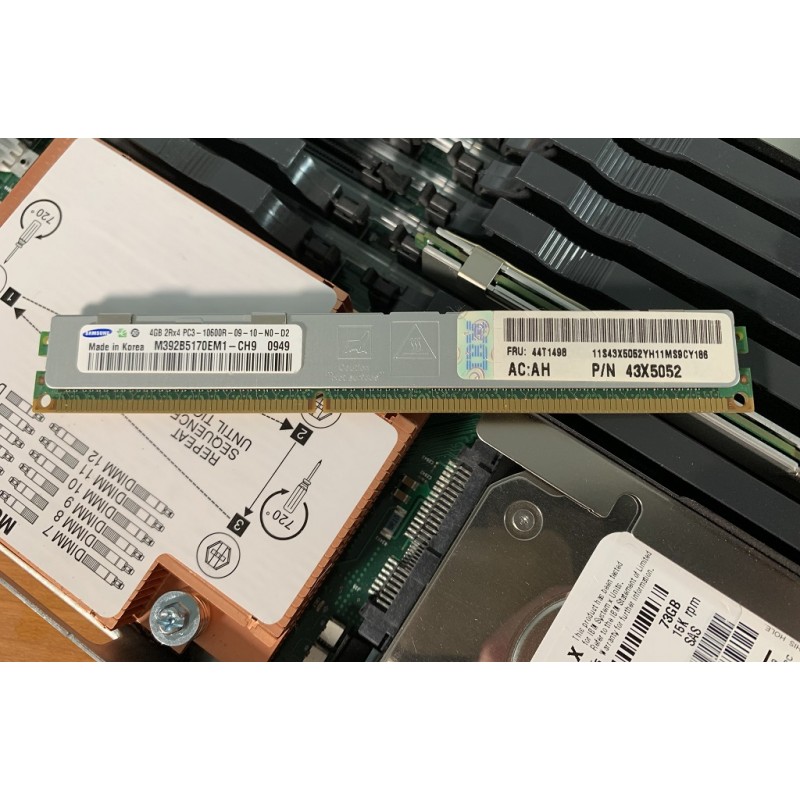 IBM Blade Server HS22 2x Xeon E5530 2,4Ghz Quad Core, 12GB RAM