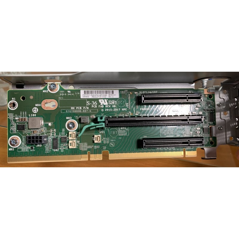 HP 2x8 & x16 PCIE RISER CARD (875058-001)