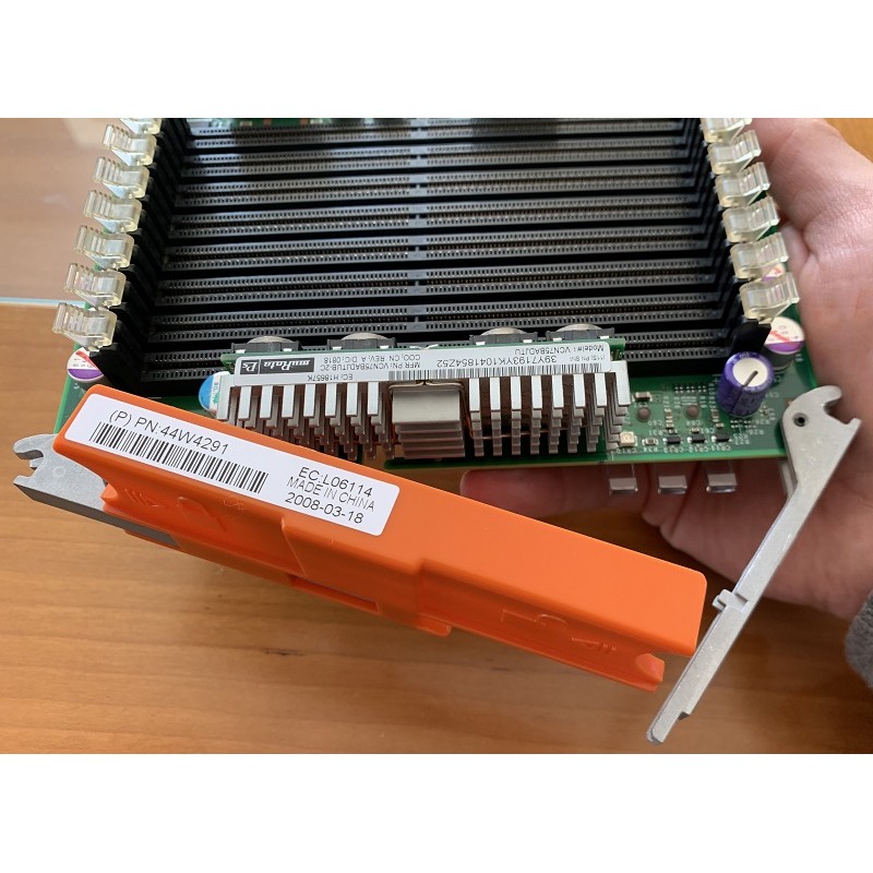 IBM 8 Slot Memory Exp. Card for x3850 M2 & x3950 M2