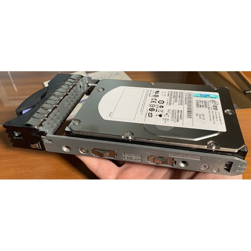 IBM 300GB 3.5" 10K SAS Hard drive with Tray